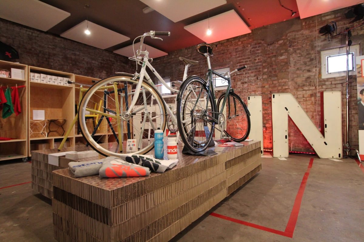 Traveling Pop-Up Store Attracts Startups to Berlin — Pop-Up City