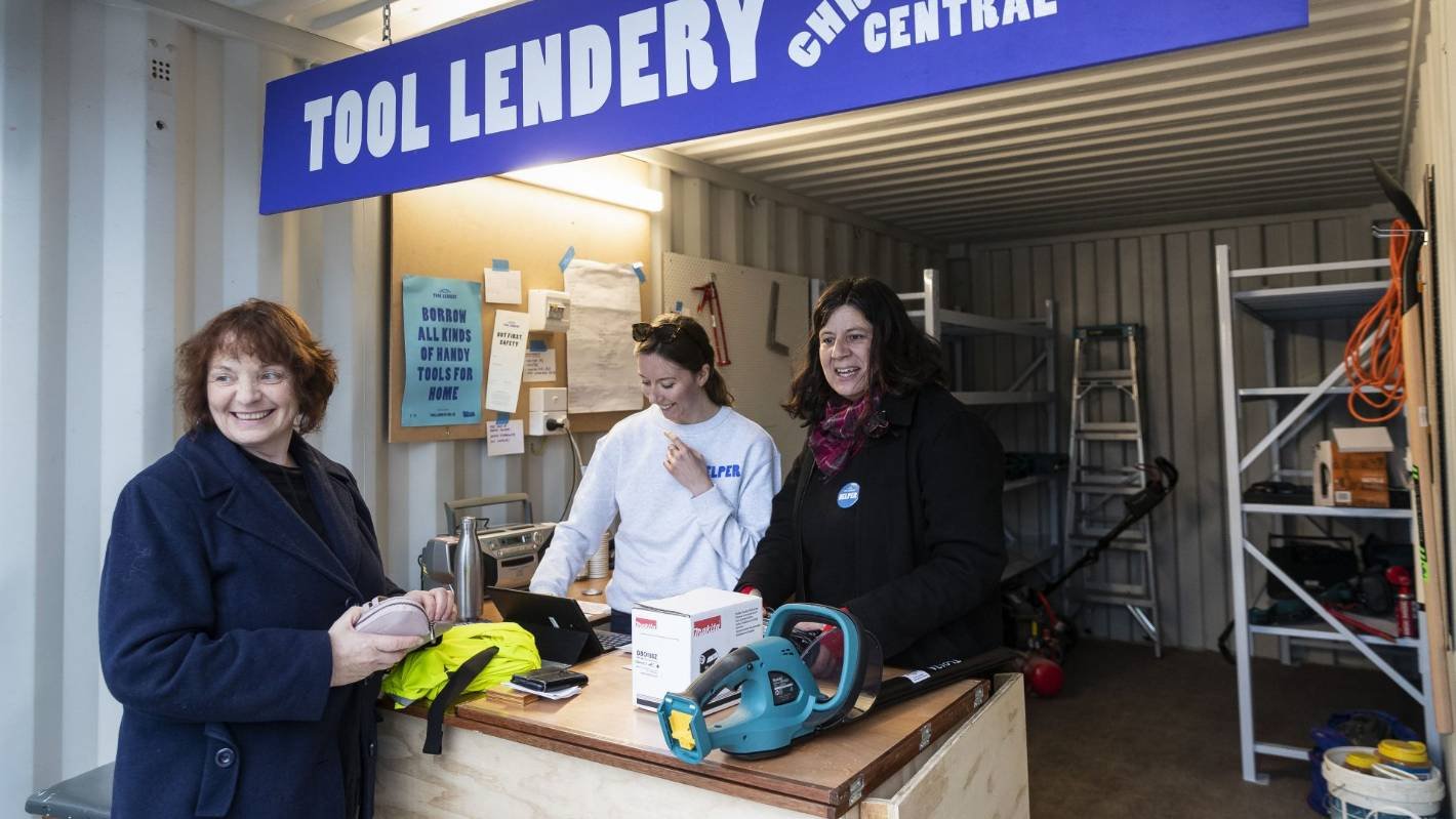 Tool Lendery Lets You Borrow Things so You Don’t Need to Buy Them — Pop ...
